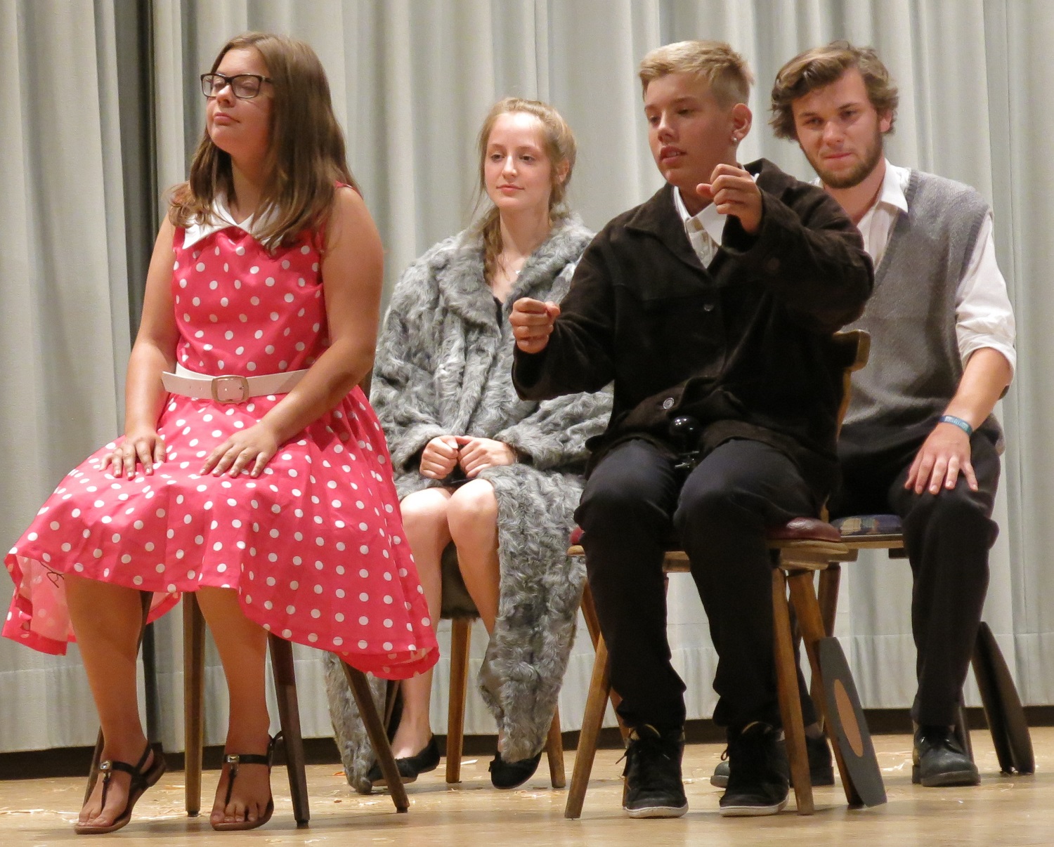 Theater-AG begeistert Publikum im Bürgerhaus